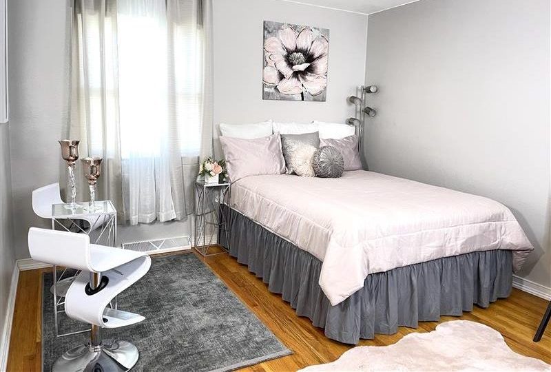 Staging To Stun | Caroline Bourgeault